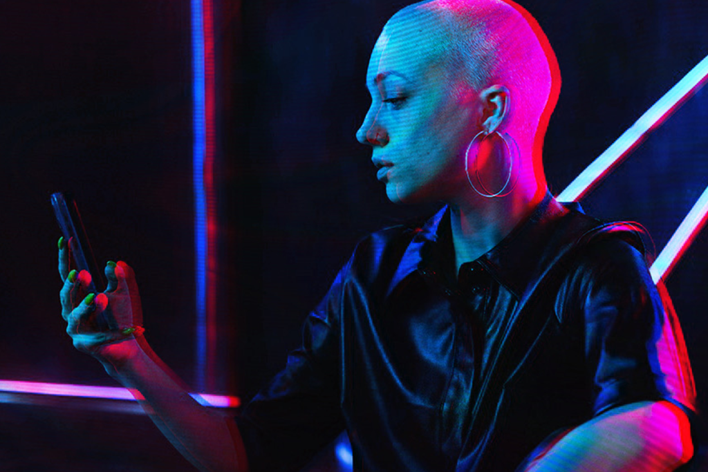 How To Add Glitch Effects On Pictures - Picsart Blog